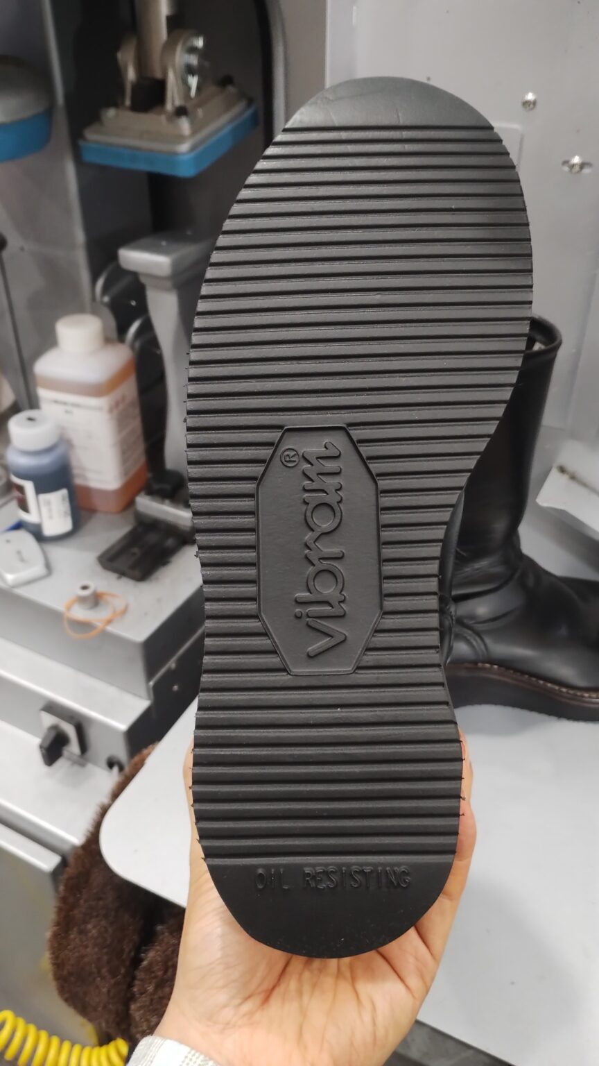エンジニアブーツのソールカスタム REDWING（レッドウィング） | 靴修理 Alterna